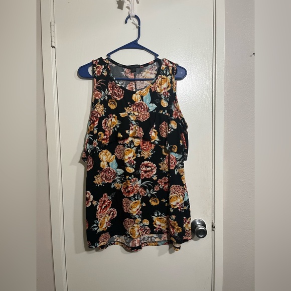De Rotchild | Tops | De Rotchild Adorable Top | Poshmark